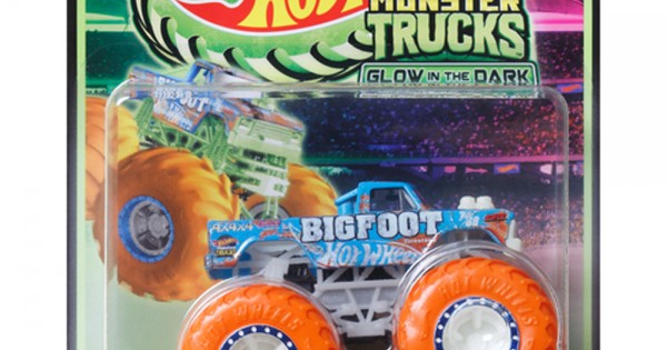Mattel-MATTEL HOT WHEELS MONSTER TRUCKS GLOW IN THE DARK - BIGFOOT ...